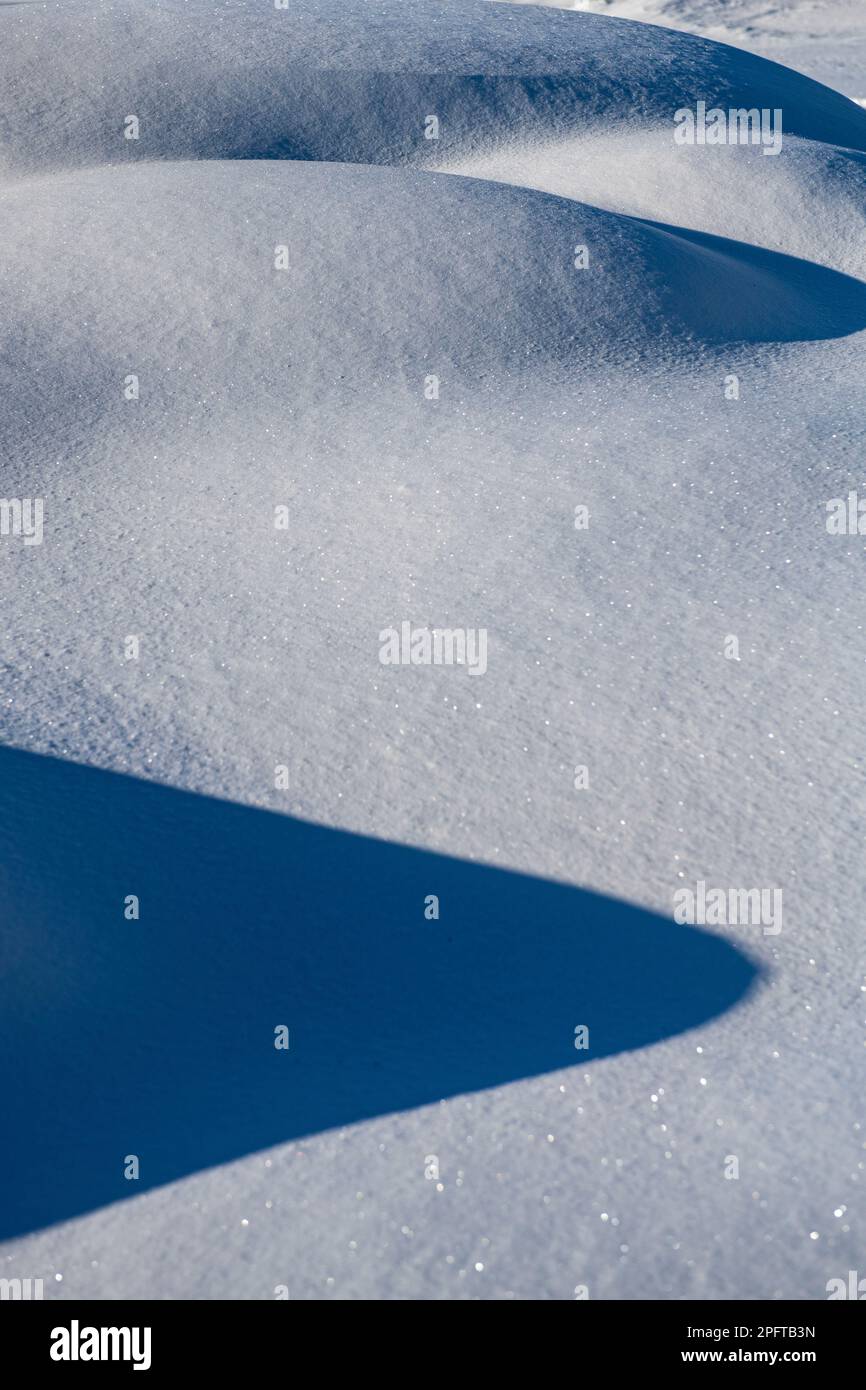 Norwegische schneeverwehungen -Fotos und -Bildmaterial in hoher ...