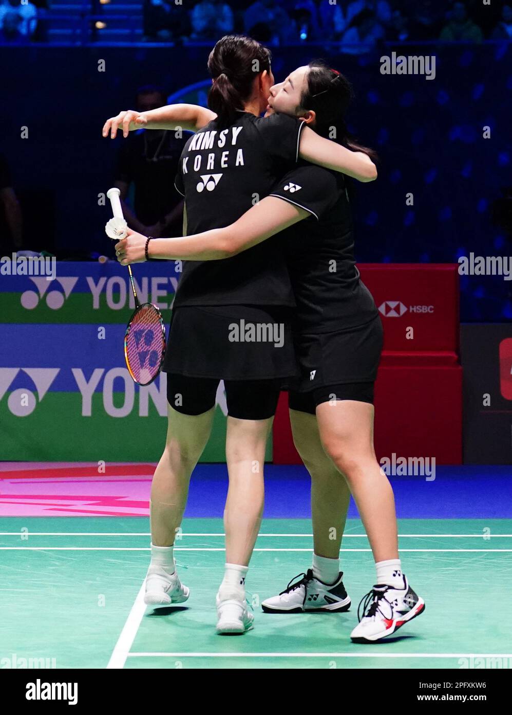 Kim so Yeong (links) und Kong Hee Yong aus Korea feiern den Sieg über Baek Ha Na und Lee so Hee ...