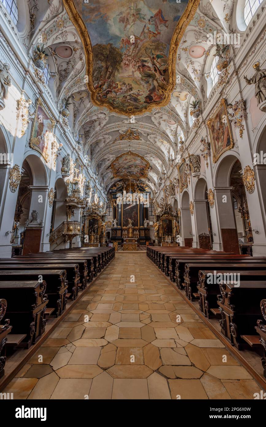 St emmeram church regensburg germany -Fotos und -Bildmaterial in hoher ...