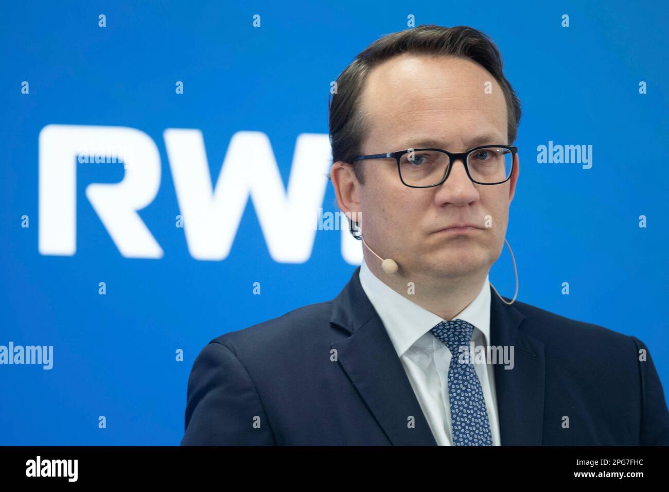 Dr markus krebber -Fotos und -Bildmaterial in hoher Auflösung – Alamy