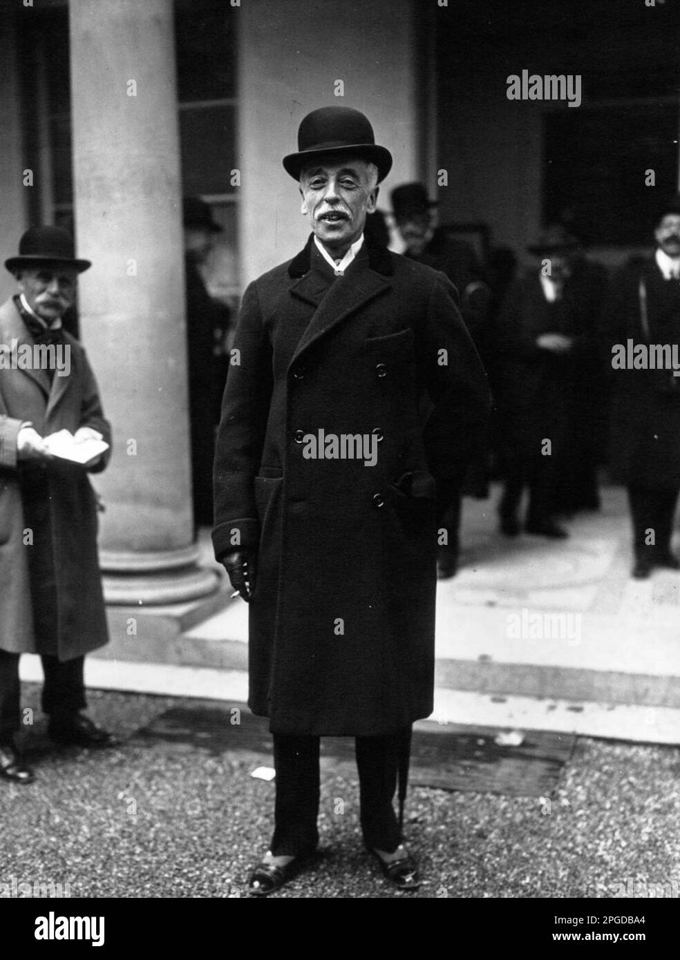 Edouard de rothschild Schwarzweiß-Stockfotos und -bilder - Alamy