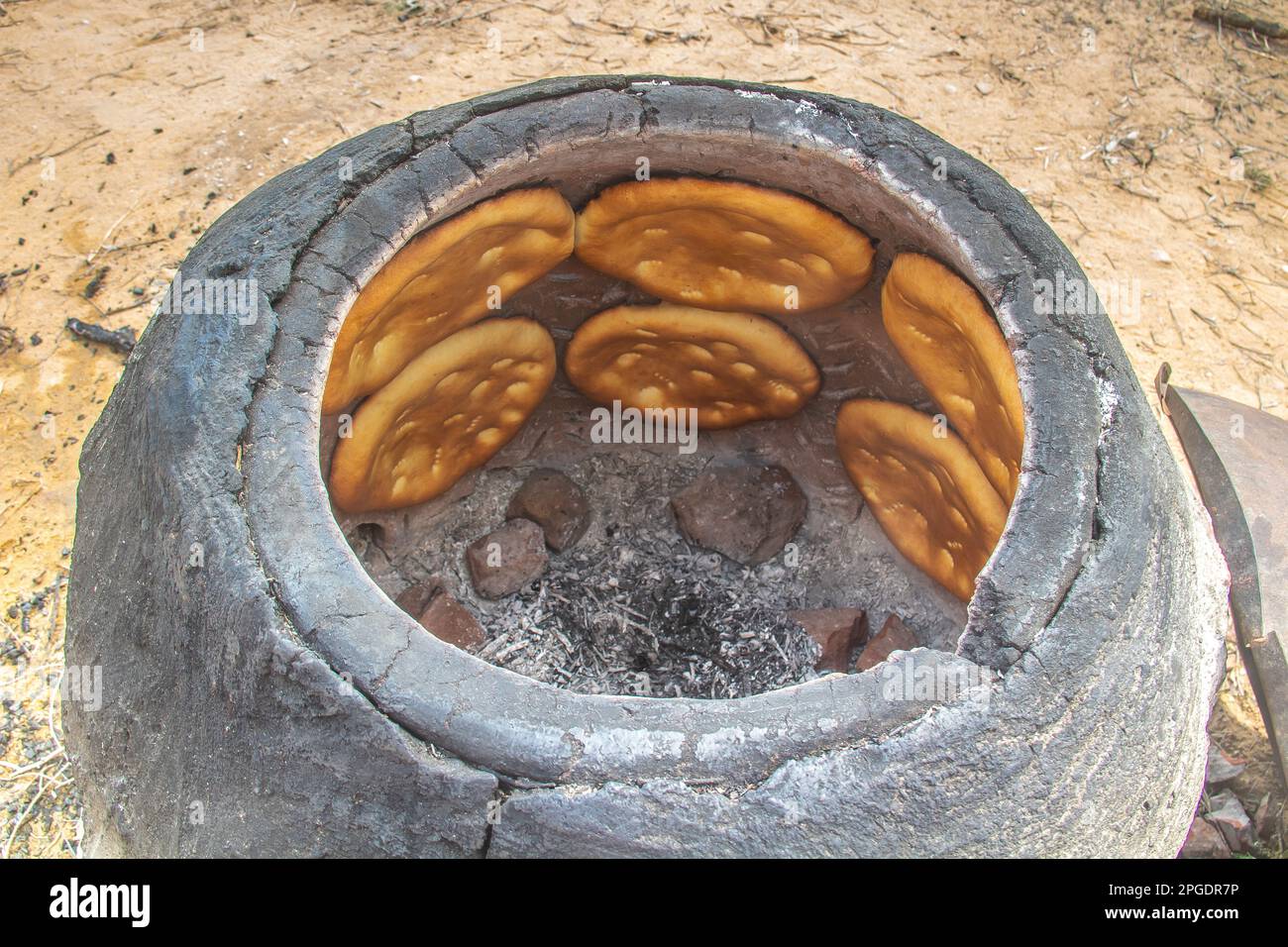 Tabouna brot -Fotos und -Bildmaterial in hoher Auflösung – Alamy