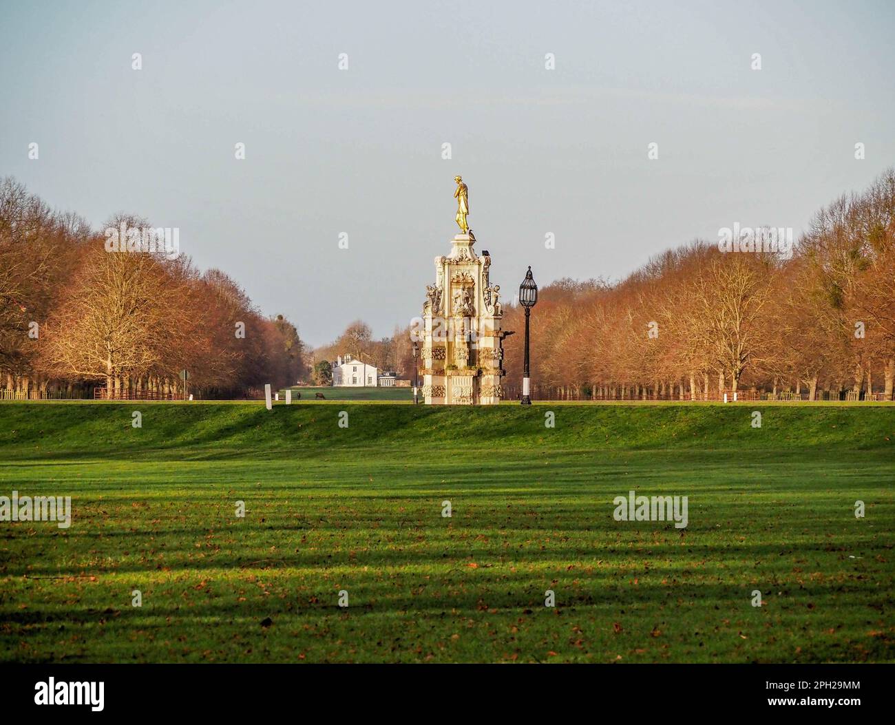 Royal diana brunnen -Fotos und -Bildmaterial in hoher Auflösung – Alamy