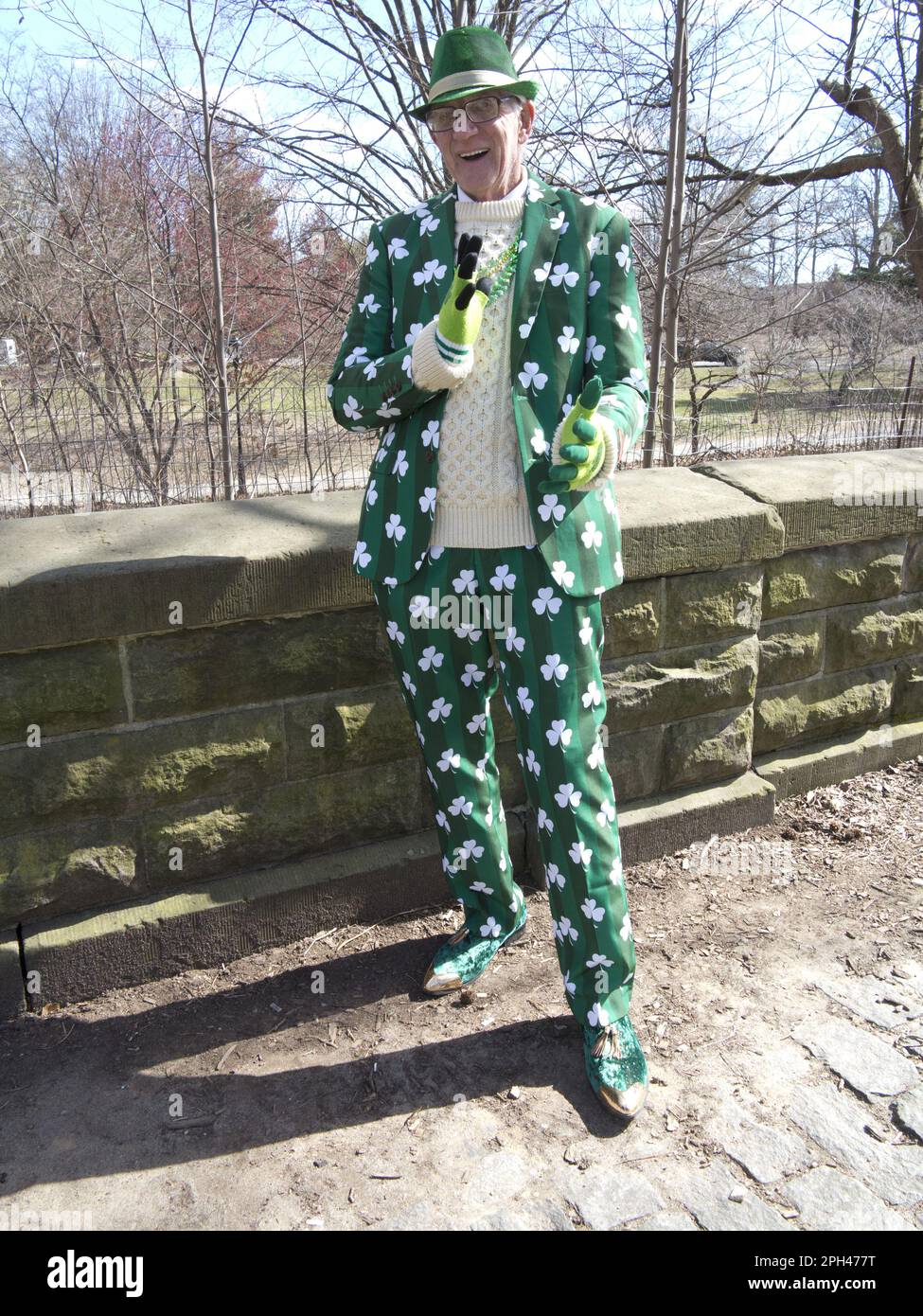 Patricks day mann -Fotos und -Bildmaterial in hoher Auflösung – Alamy