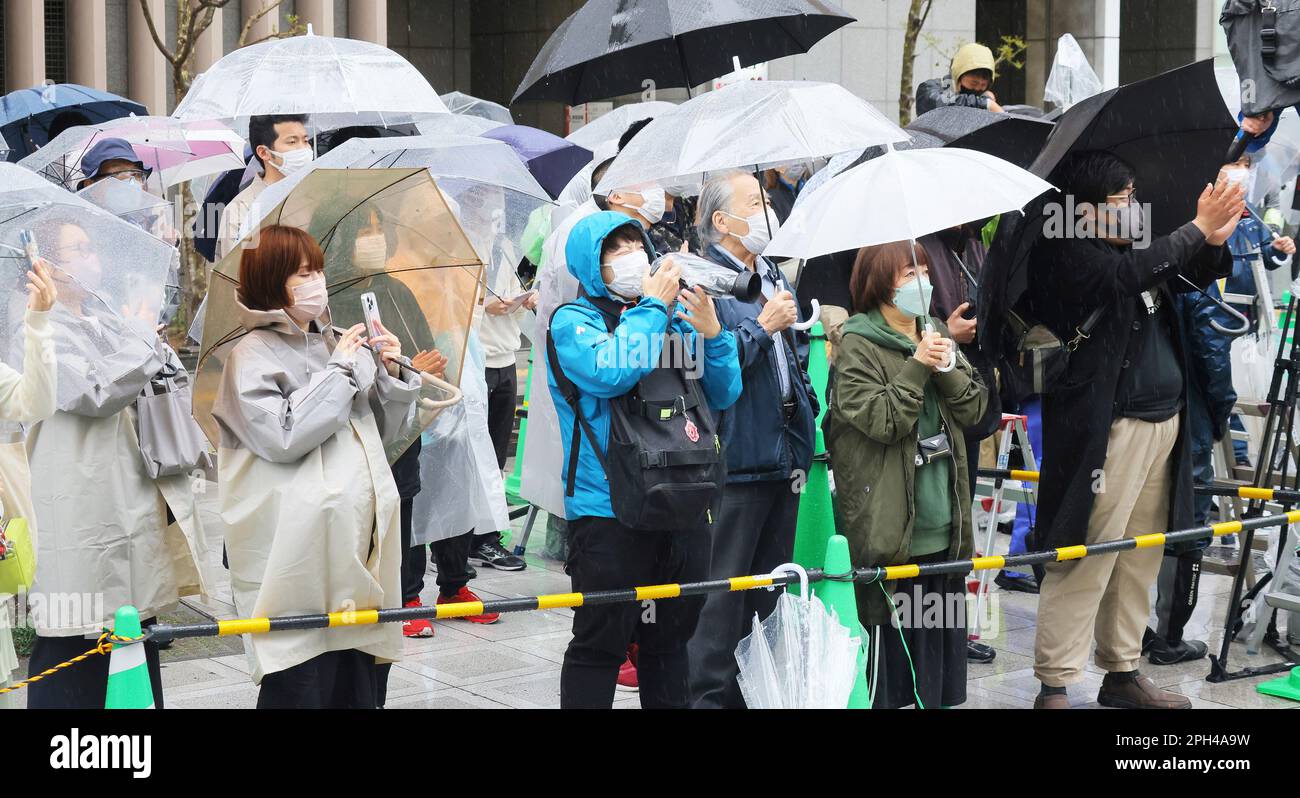Unified local elections start and voters listen to candidates' street ...