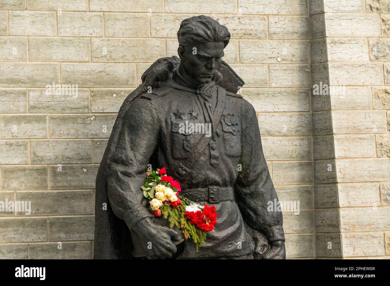 Tallinn, Estland - 03/28/2023: Bronze Soldier Monument auf dem ...