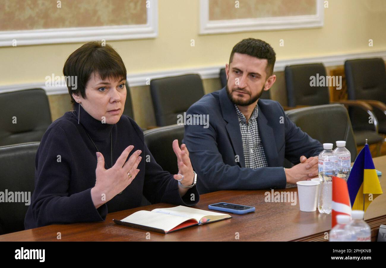 Halyna hryhorenko -Fotos und -Bildmaterial in hoher Auflösung – Alamy