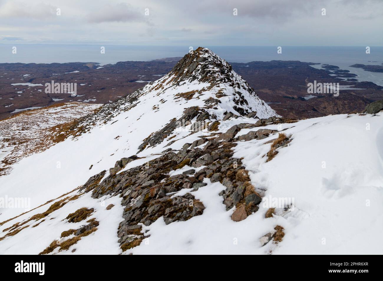 Blick aufs Meer vom Gipfel von Ben Stack, Sutherland, Schottland ...