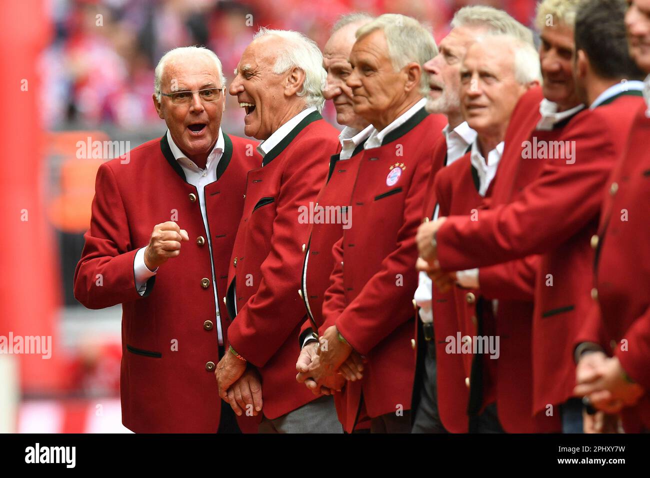 Bulle roth -Fotos und -Bildmaterial in hoher Auflösung – Alamy