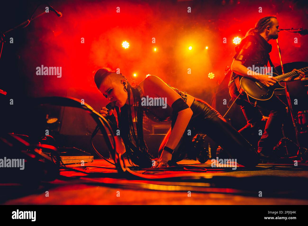 Liga der distortion band -Fotos und -Bildmaterial in hoher Auflösung ...