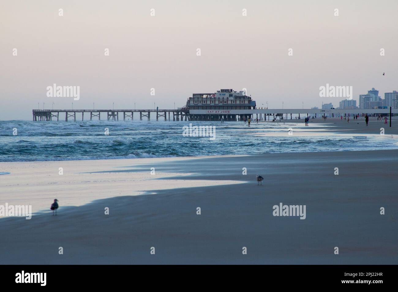 Daytona promenade unterhaltung -Fotos und -Bildmaterial in hoher ...