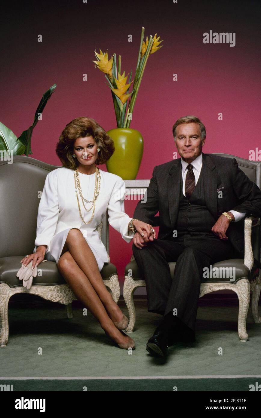 CHARLTON HESTON und STEPHANIE BEACHAM im COLBYS (1985), Regie Robert ...