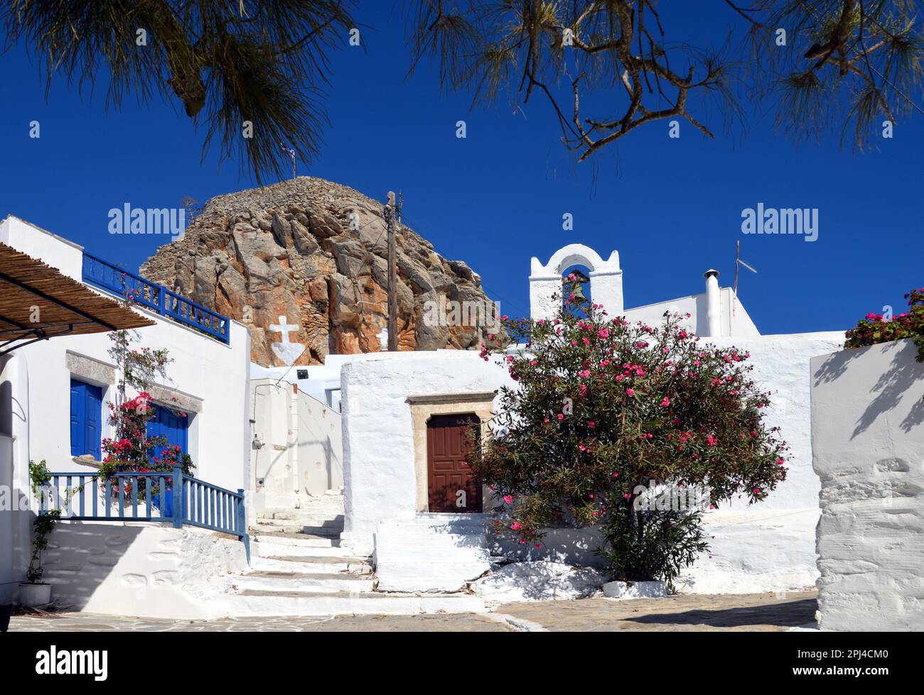 Griechenland, Insel Amorgos: Die venezianische Festung Apano Kastro ...