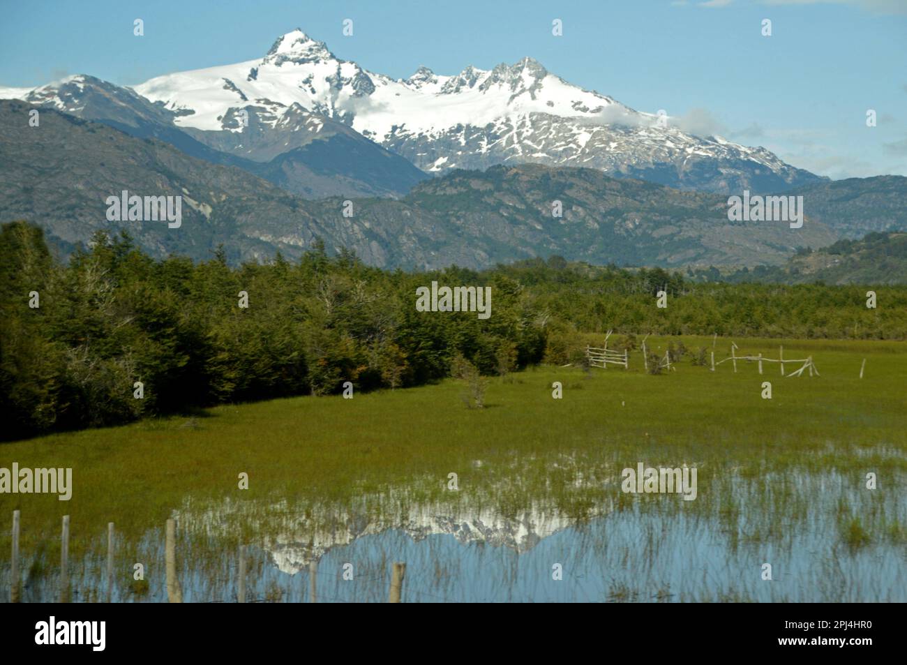 Chile, Puerto Rio Tranquilo: Lago General Carrera ist der größte See in ...