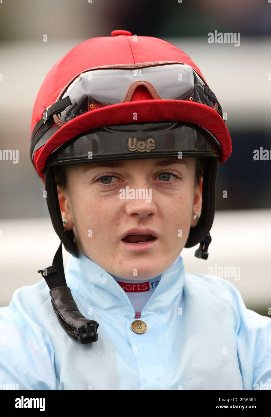 Jockey Hollie Doyle, nachdem sie Wilderness Girl in der Pertemps ...
