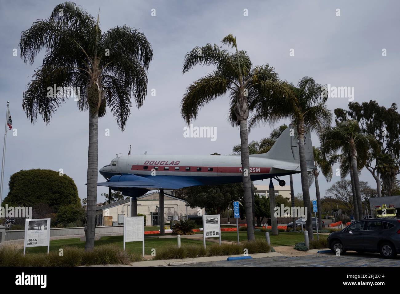 Santa Monica, Kalifornien, USA. 31. März 2023. Ein Douglas DC-3 ...
