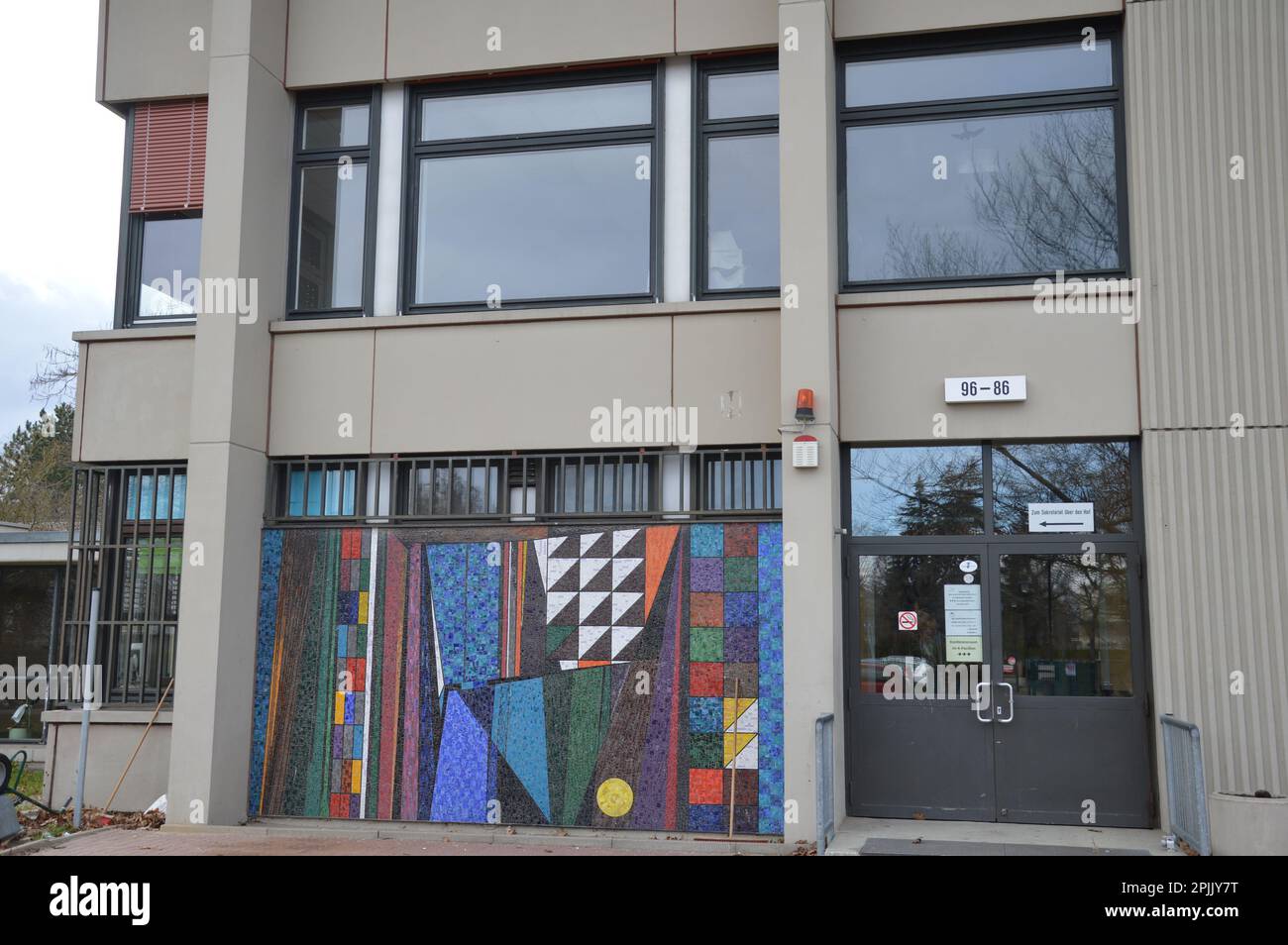 Berlin, Deutschland - 26. März 2023 - die Walter Gropius Schule ...