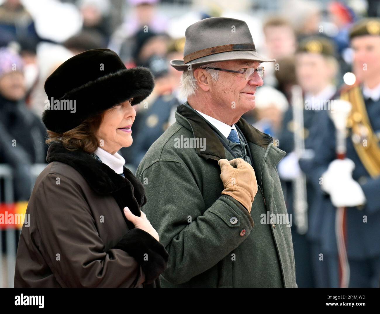 Schwedens König Carl XVI Gustaf und Königin Silvia besuchen Ostersund ...