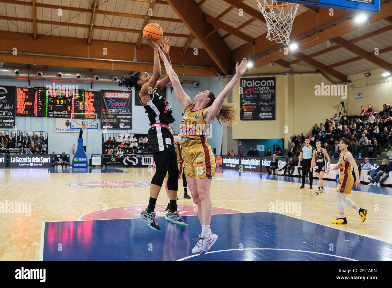 Lorela cubaj -Fotos und -Bildmaterial in hoher Auflösung – Alamy