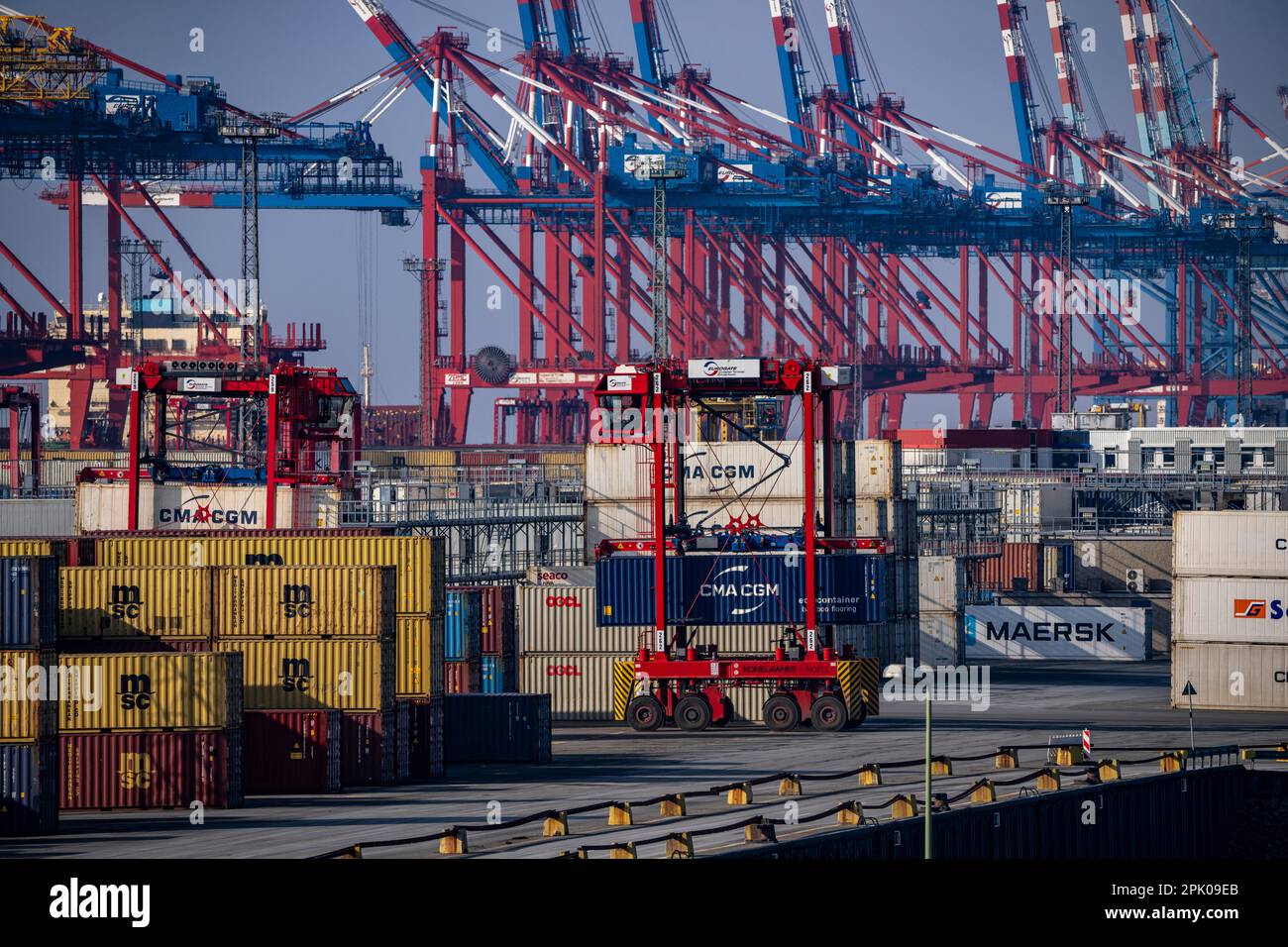 Containerterminal im Seehafen Bremerhaven, Eurogate Container Terminal ...