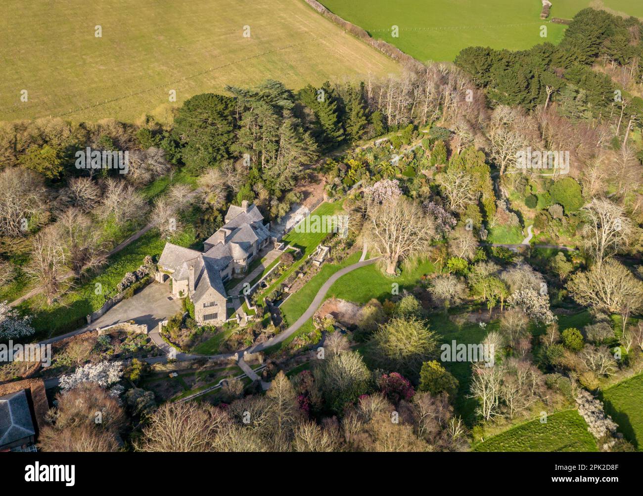 Blick über Coleton Fishacre an der Küste von Devon Stockfotografie - Alamy