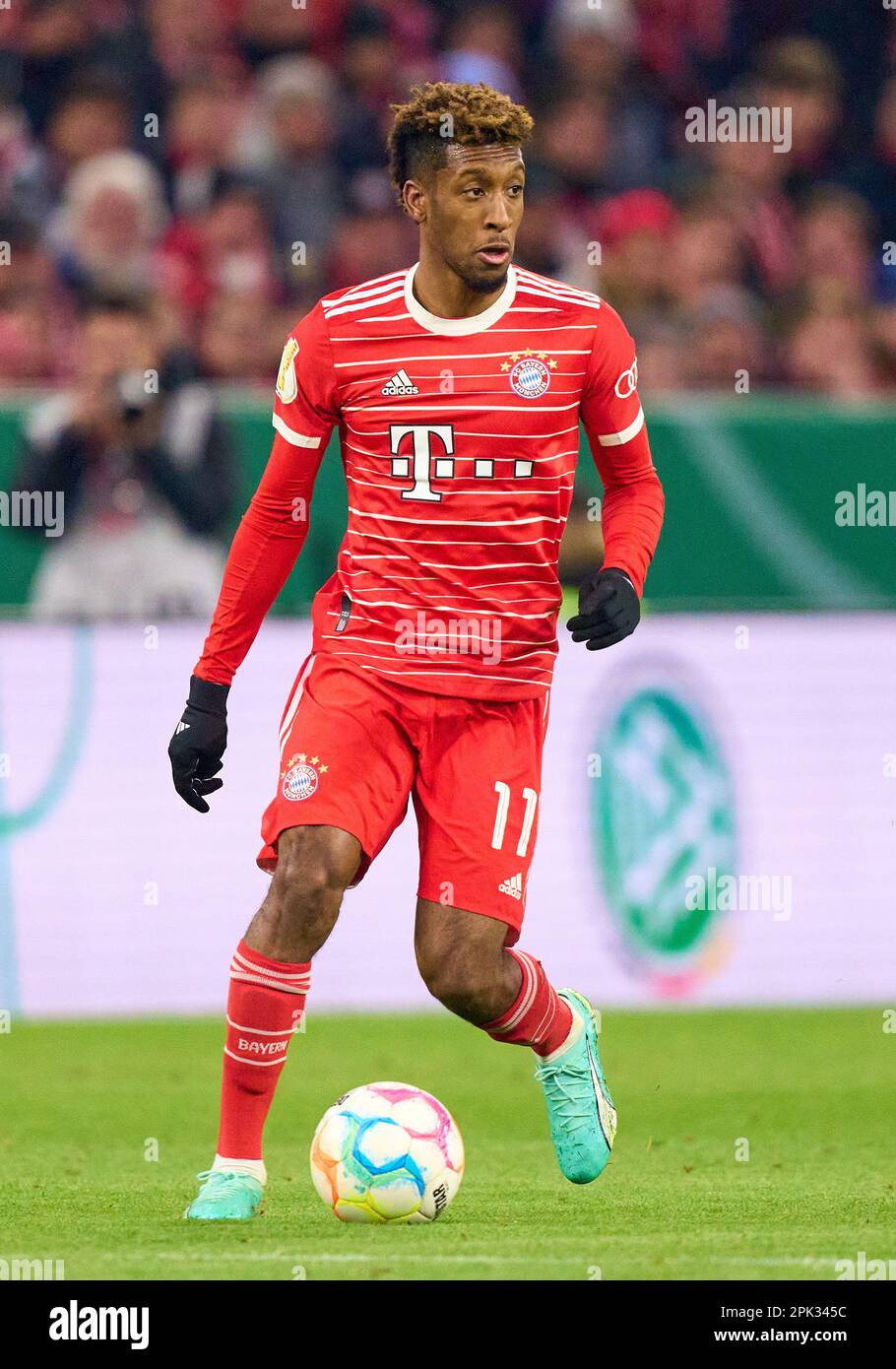 Kingsley Coman, FCB 11 im Spiel FC BAYERN MÜNCHEN – SC FREIBURG 1-2 DFB ...