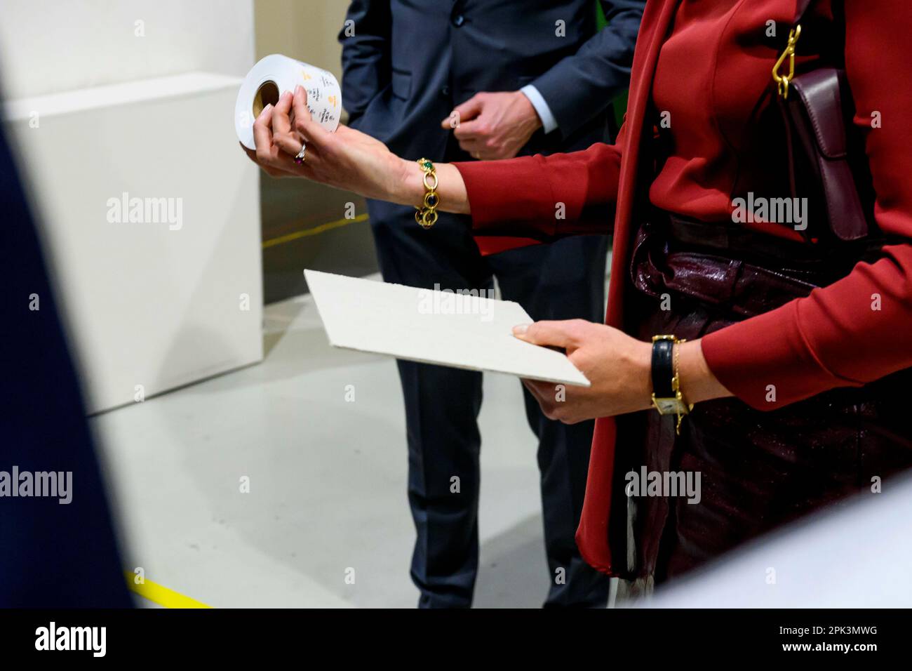 Queen Maxima aus den Niederlanden bei der Maan Group in Raalte am 05 ...