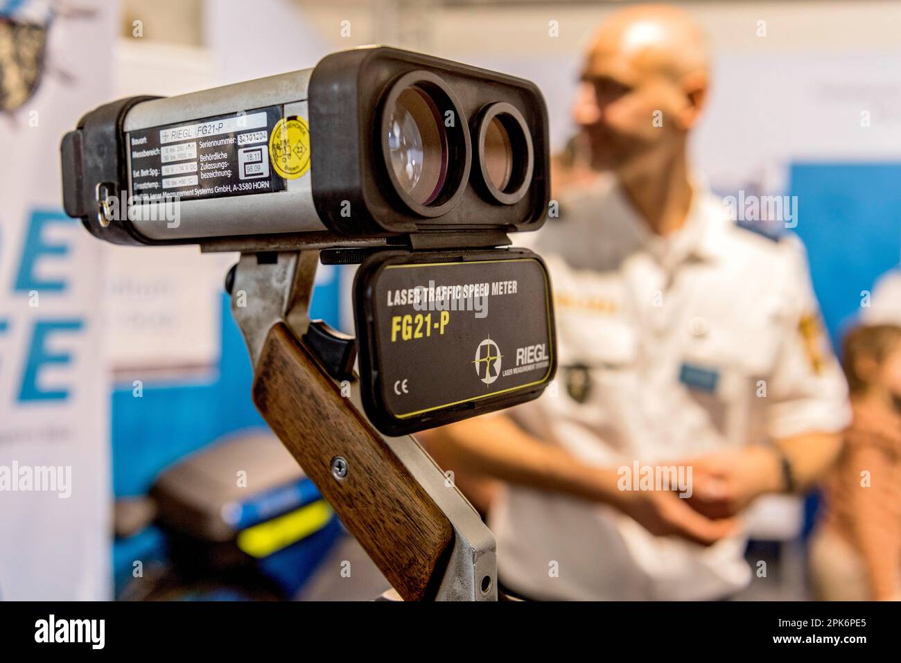 Laser Traffic Speed Meter RIEGL FG21-P, Laserpistole, Radarpistole für ...
