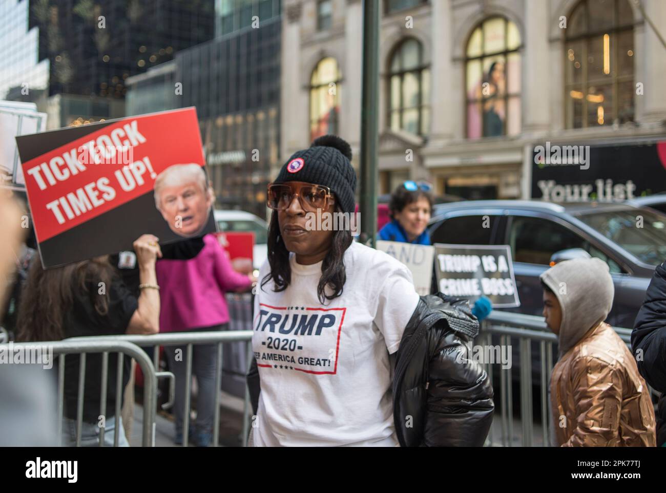 Sowohl der Anti- als auch der Pro-Präsident Trump protestieren am ...