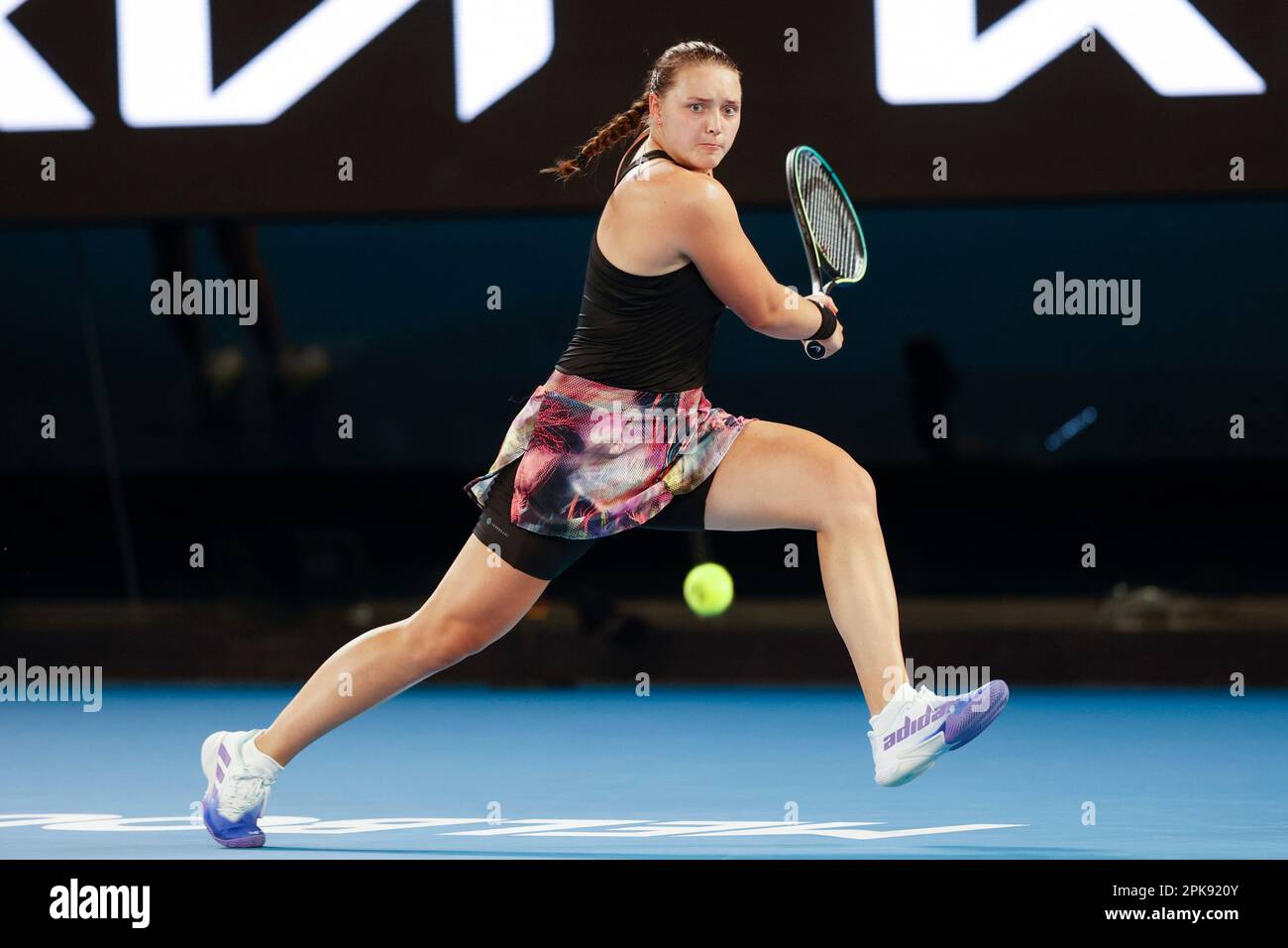 Jule Niemeier von Deutschland in Aktion beim Australian Open 2023 ...