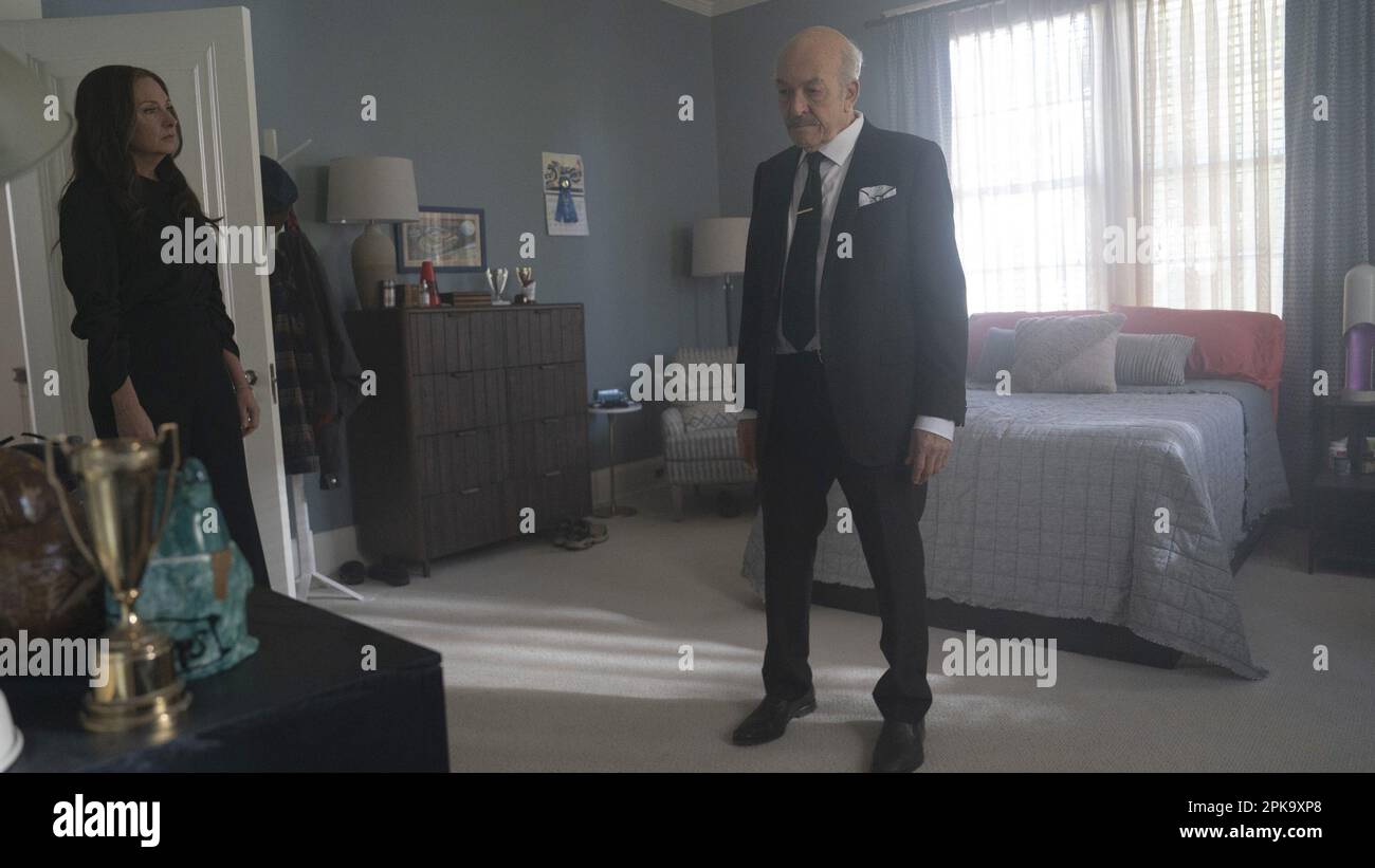 EUER EHREN, von links: Hope Davis, Mark Margolis, Teil 15, (Staffel 2, ep. 205, ausgestrahlt am ...