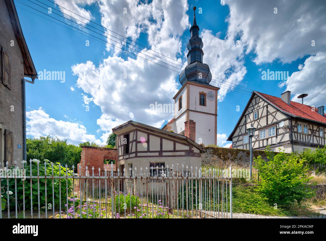 Wehrkirche bahra -Fotos und -Bildmaterial in hoher Auflösung – Alamy