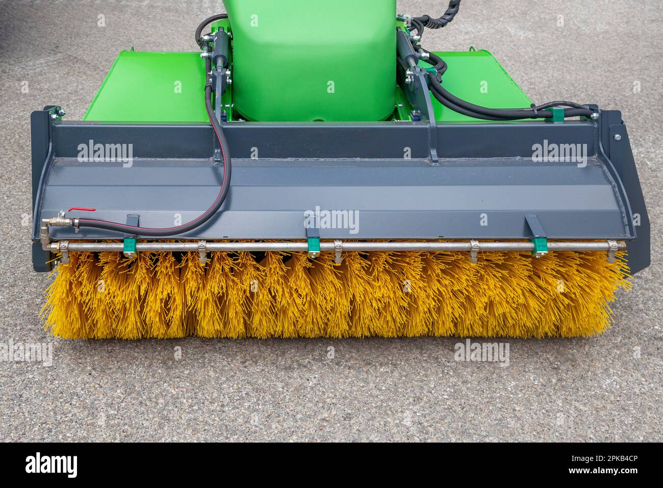Kehrmaschine befestigung -Fotos und -Bildmaterial in hoher Auflösung – Alamy