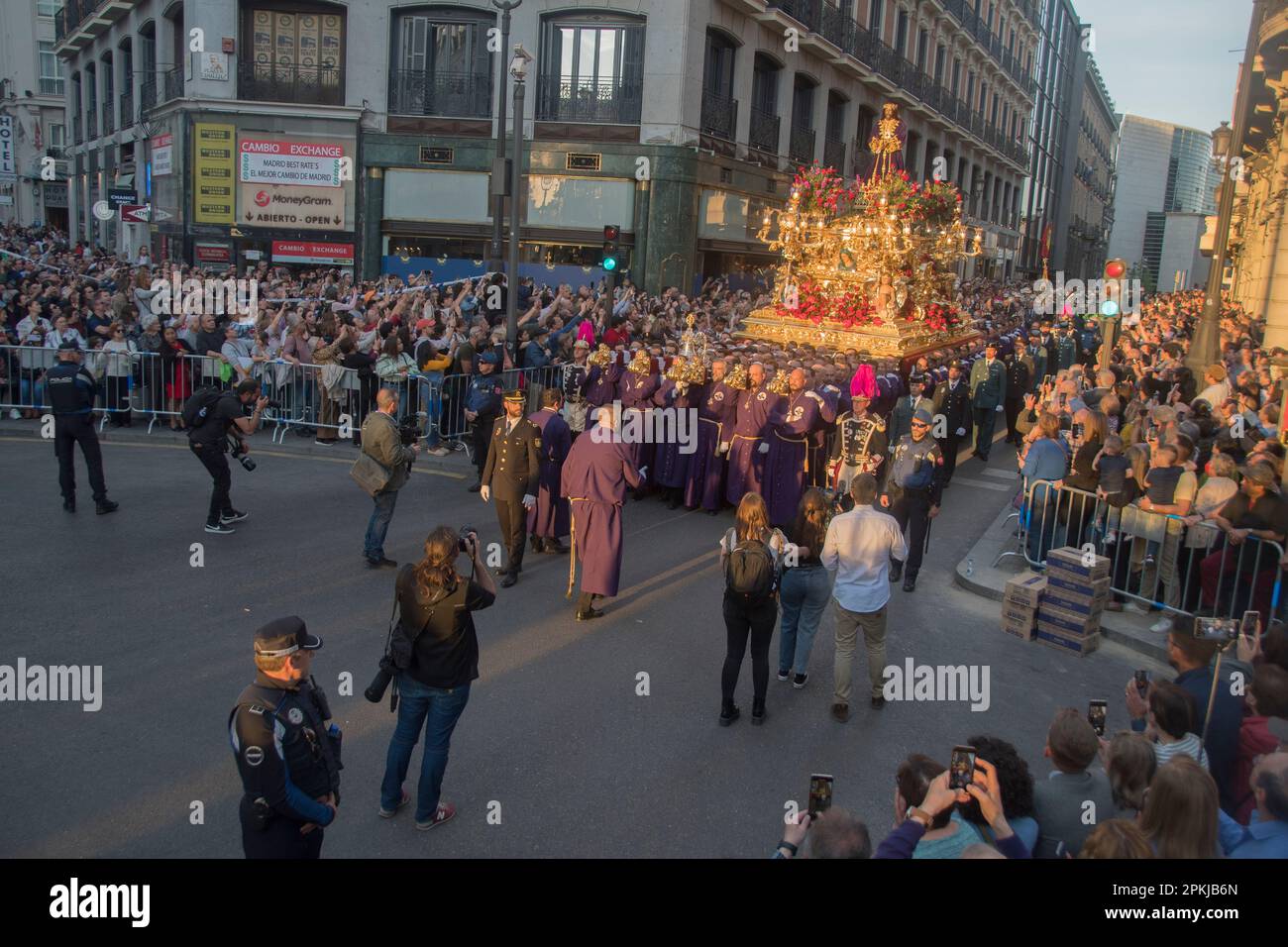 Die Prozession von Jesús de Medinaceli ist eine der tiefsten in der ...