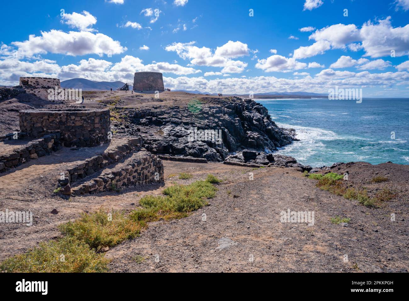 El toston castle -Fotos und -Bildmaterial in hoher Auflösung – Alamy