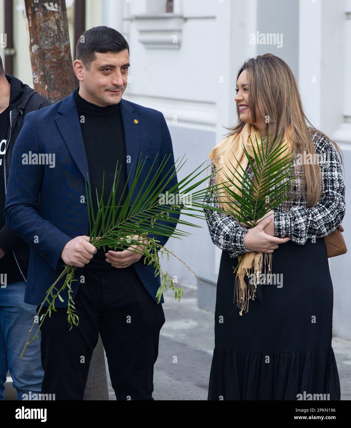 Bukarest, Rumänien. 8. April 2023: George Simion, (L) rumänischer ...