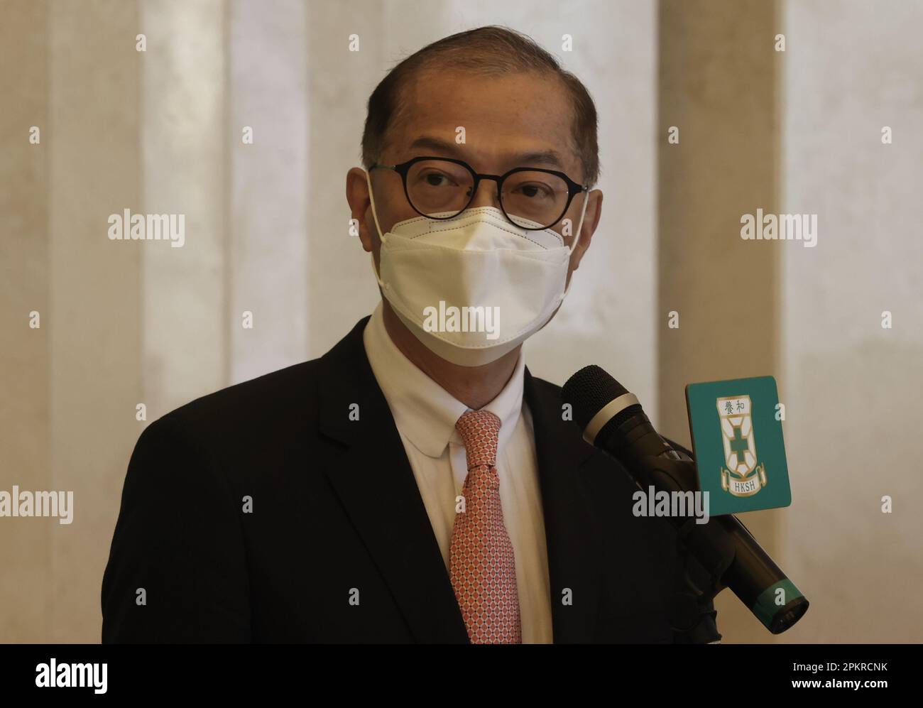 Gesundheitsminister Lo Chung-mau, bei der Logo Wall Enthüllung zum 60 ...