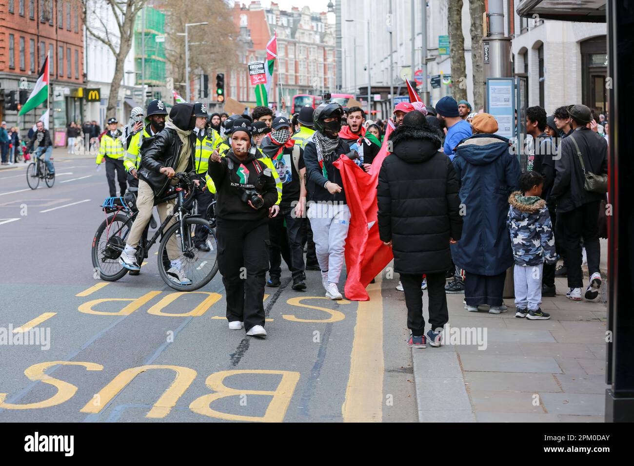 Hände weg von aqsa -Fotos und -Bildmaterial in hoher Auflösung - Seite ...