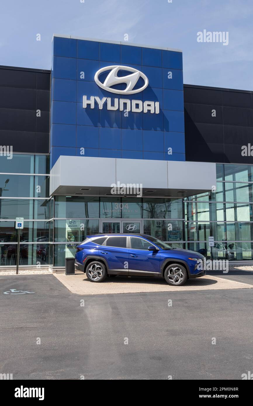 Lafayette - ca. April 2023: Hyundai Tucson Ausstellung in einem ...