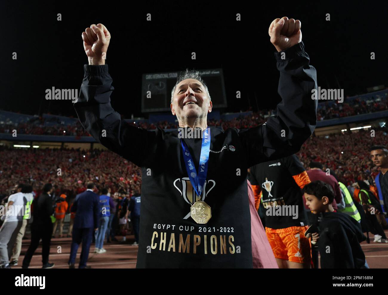 Fußball Fußball - Egypt Cup Finale - Pyramids / Al Ahly - Cairo ...