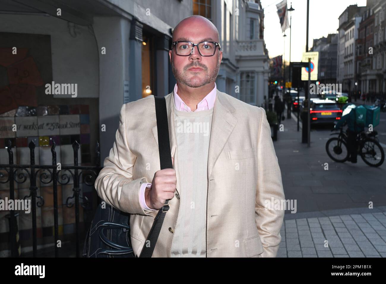 Jonathan sothcott stil -Fotos und -Bildmaterial in hoher Auflösung – Alamy