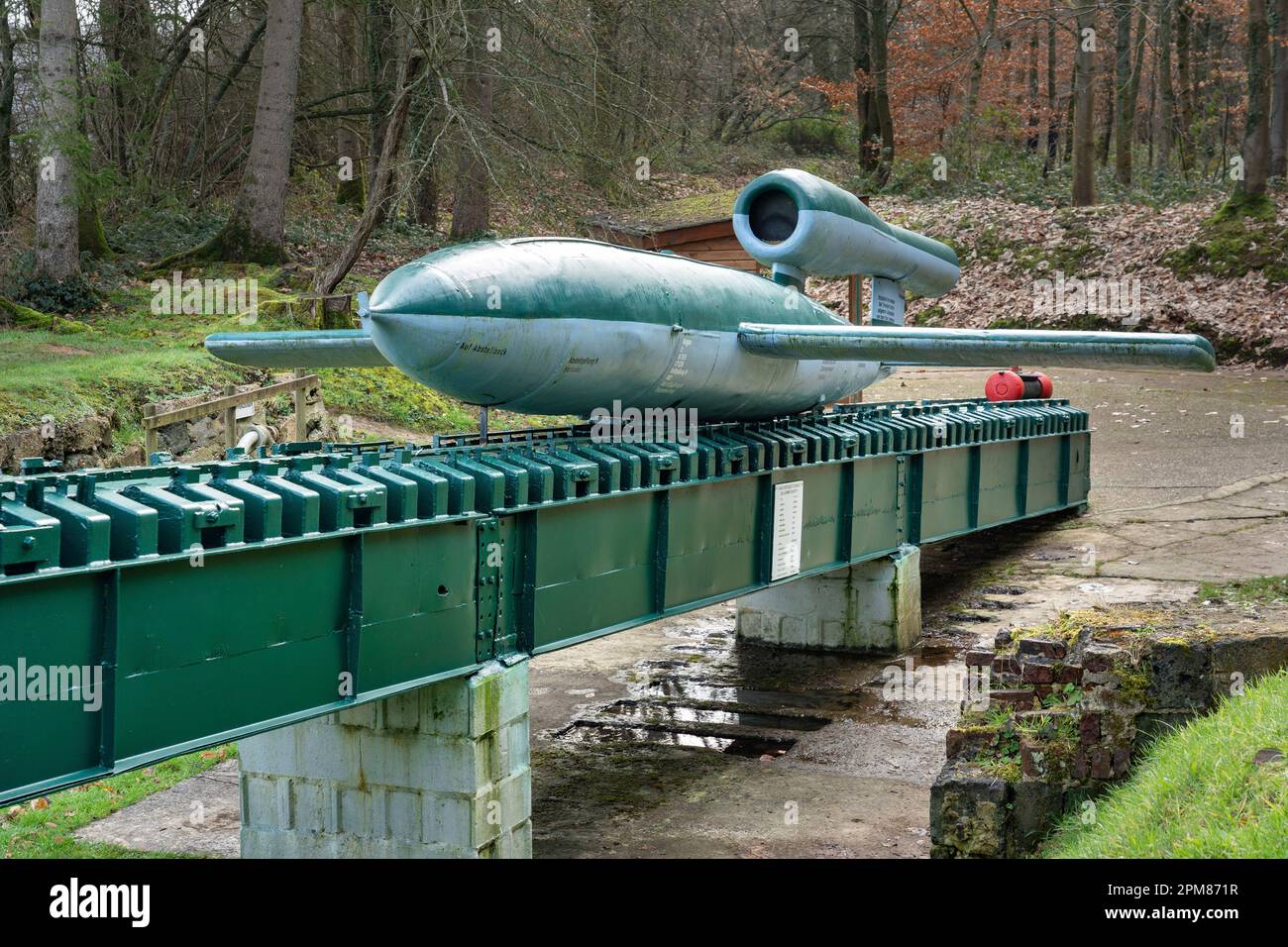 Frankreich, Seine Maritime, Ardouval, V1-Website von Val Ygot, mit Blick auf London mit einer ...