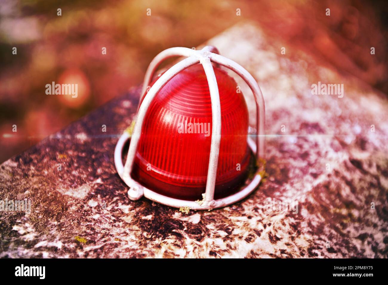 Rote warnlampe -Fotos und -Bildmaterial in hoher Auflösung – Alamy
