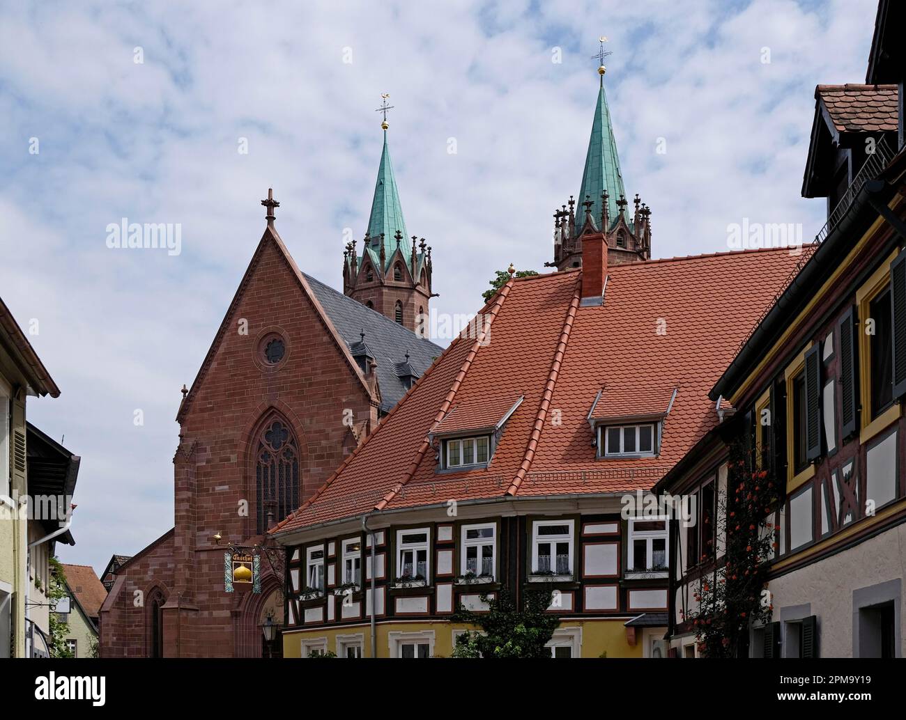 St gallus kirche in ladenburg -Fotos und -Bildmaterial in hoher ...