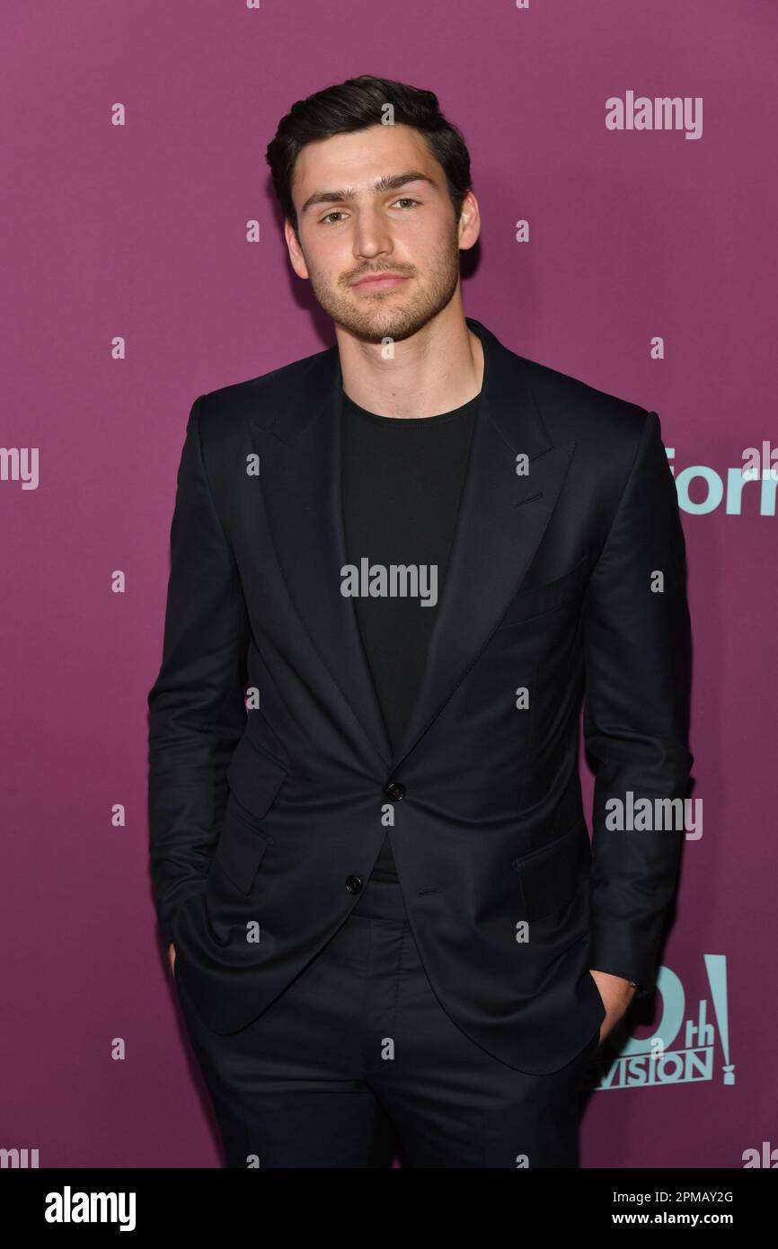 Charlie hall -Fotos und -Bildmaterial in hoher Auflösung – Alamy