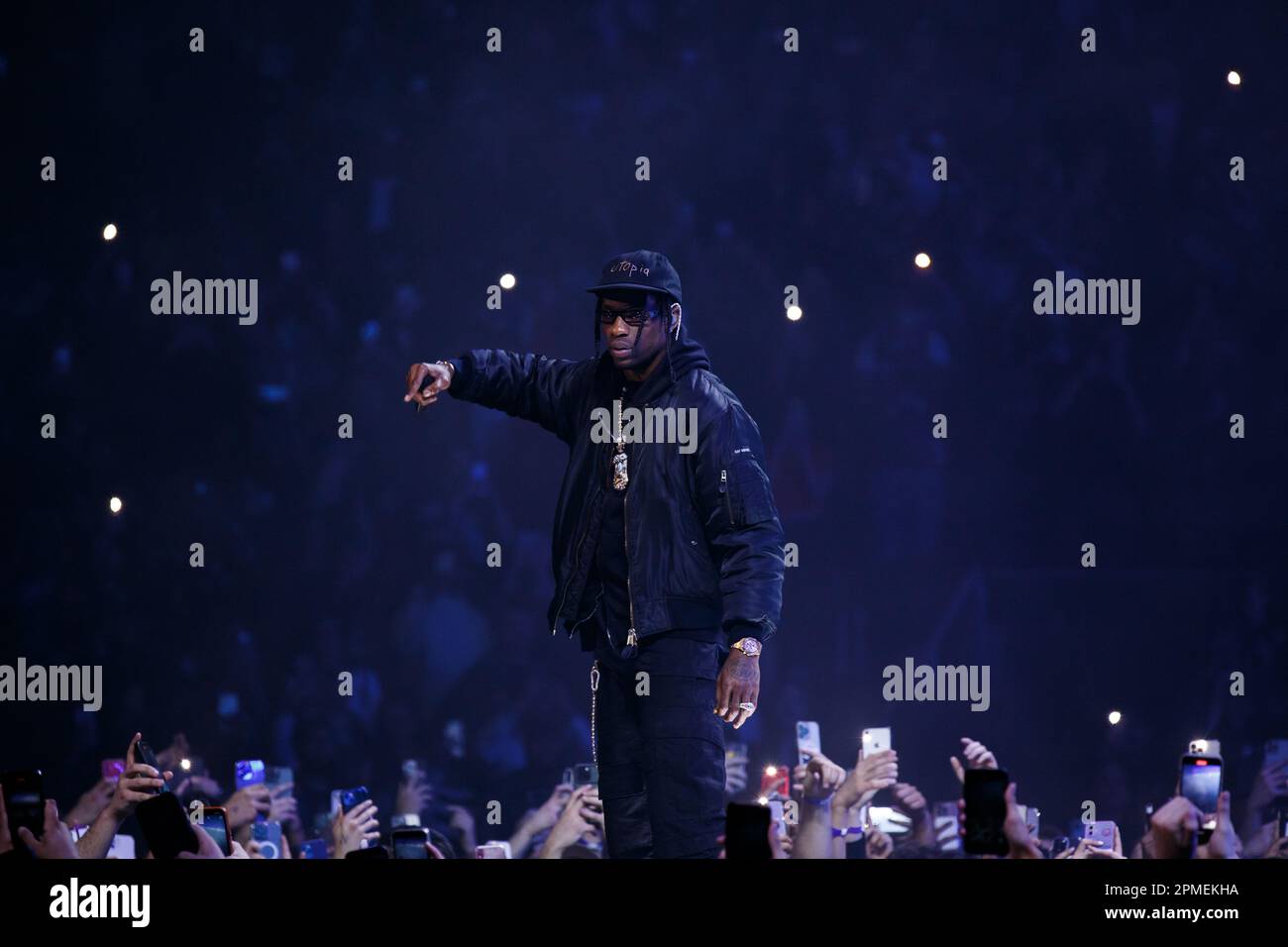 Rapper Travis Scott tritt als Gast auf der NAV's Never Sleep Tour in ...