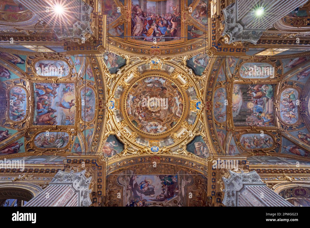 Basilica della santissima vergine maria -Fotos und -Bildmaterial in hoher Auflösung – Alamy