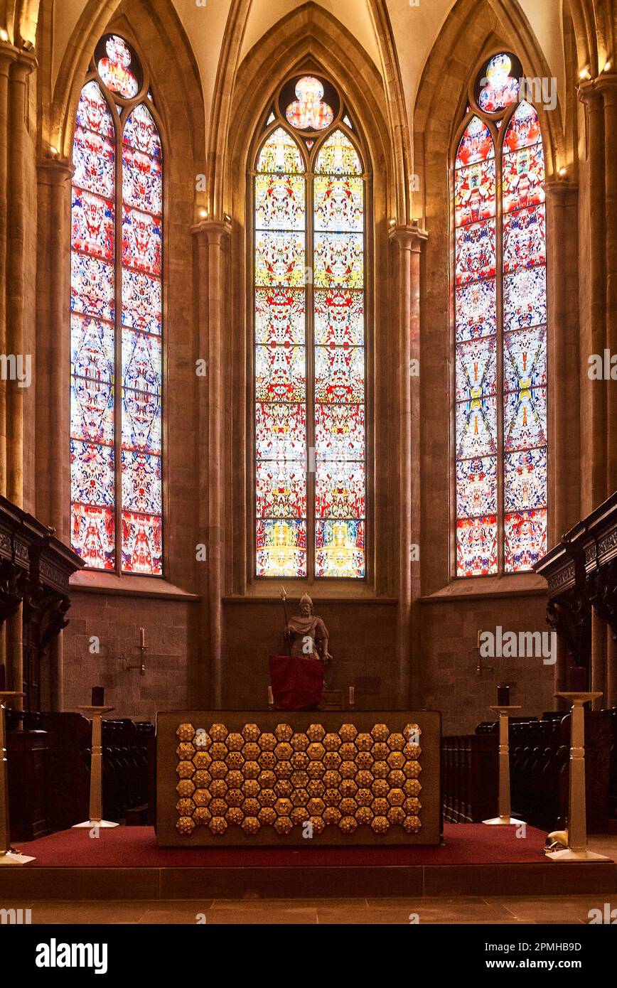 Die drei Chorfenster der vom Künstler Gerhard Richter entworfenen ...