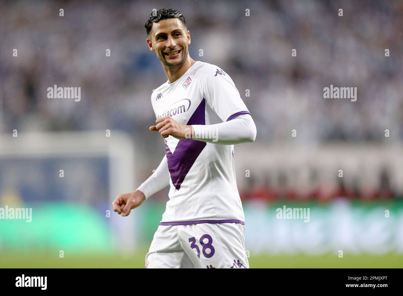 Posen rolando -Fotos und -Bildmaterial in hoher Auflösung – Alamy