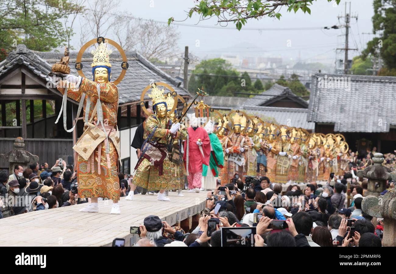 Kannon (Bodhisattva of Compassion) leading Chujo-hime, a Japanese ...